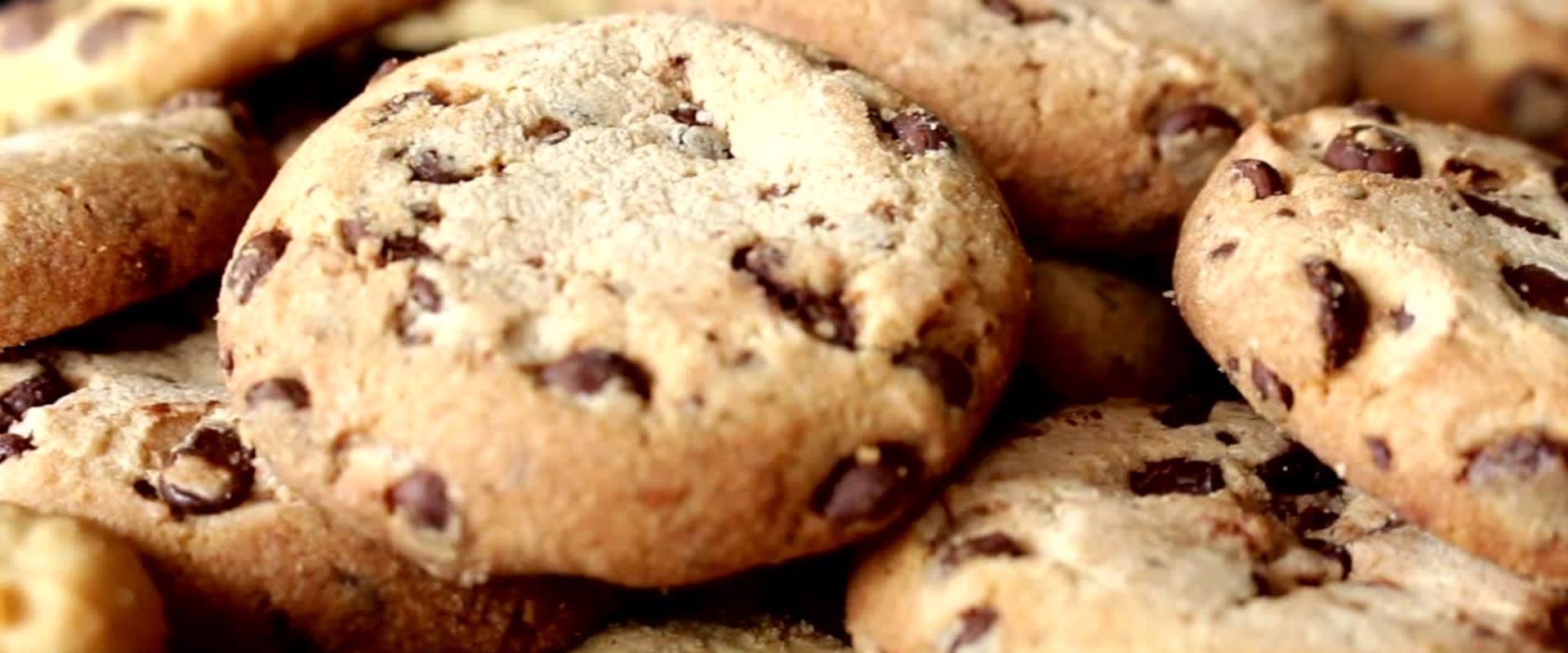 Chocolate Chip Cookie Recipe | GODIVA Chocolates UK